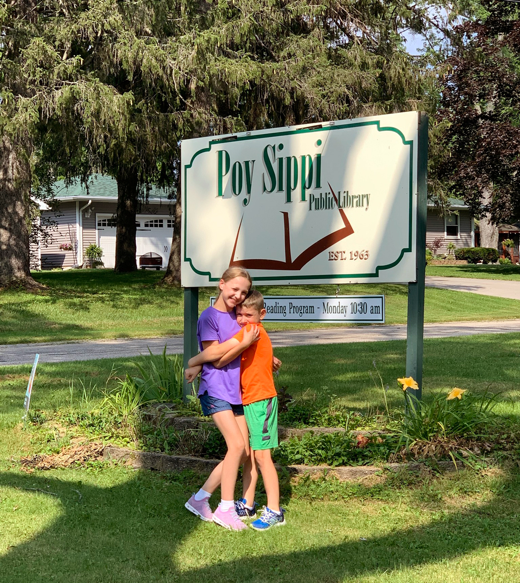 Volunteer | Poy Sippi Public Library